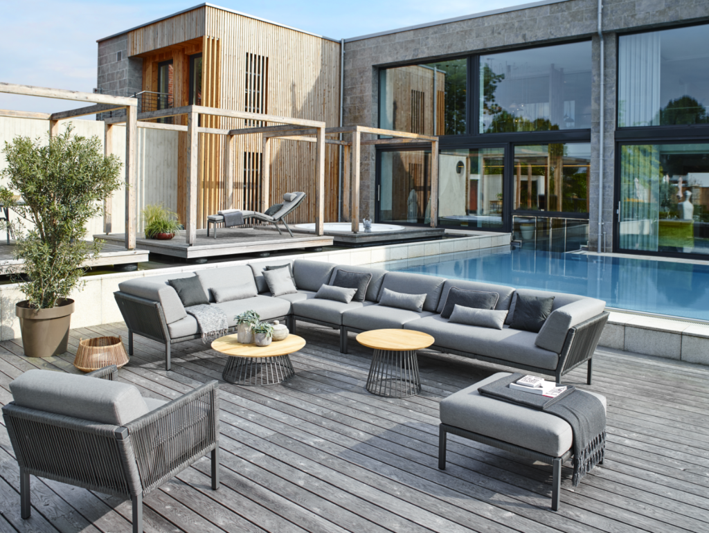 BEGA Bettenfachgeschäft und Gartenmöbel-Center